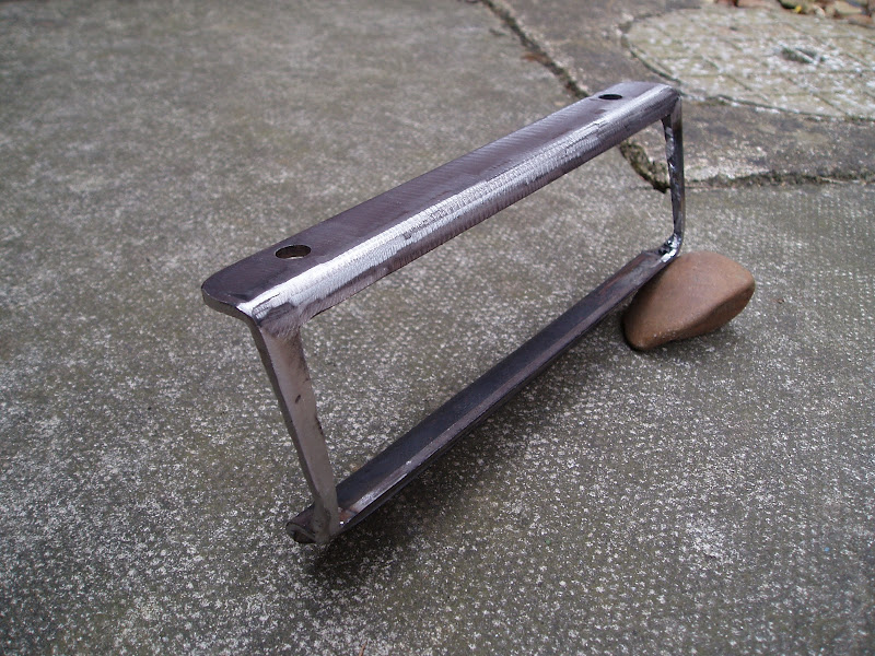 Brian Humphreys - TR4 Classic Cars: Scuttle Shake and the "Radio Plate"